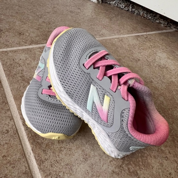 New Balance | Shoes | New Balance Gray And Pink Sneakers For Active ...